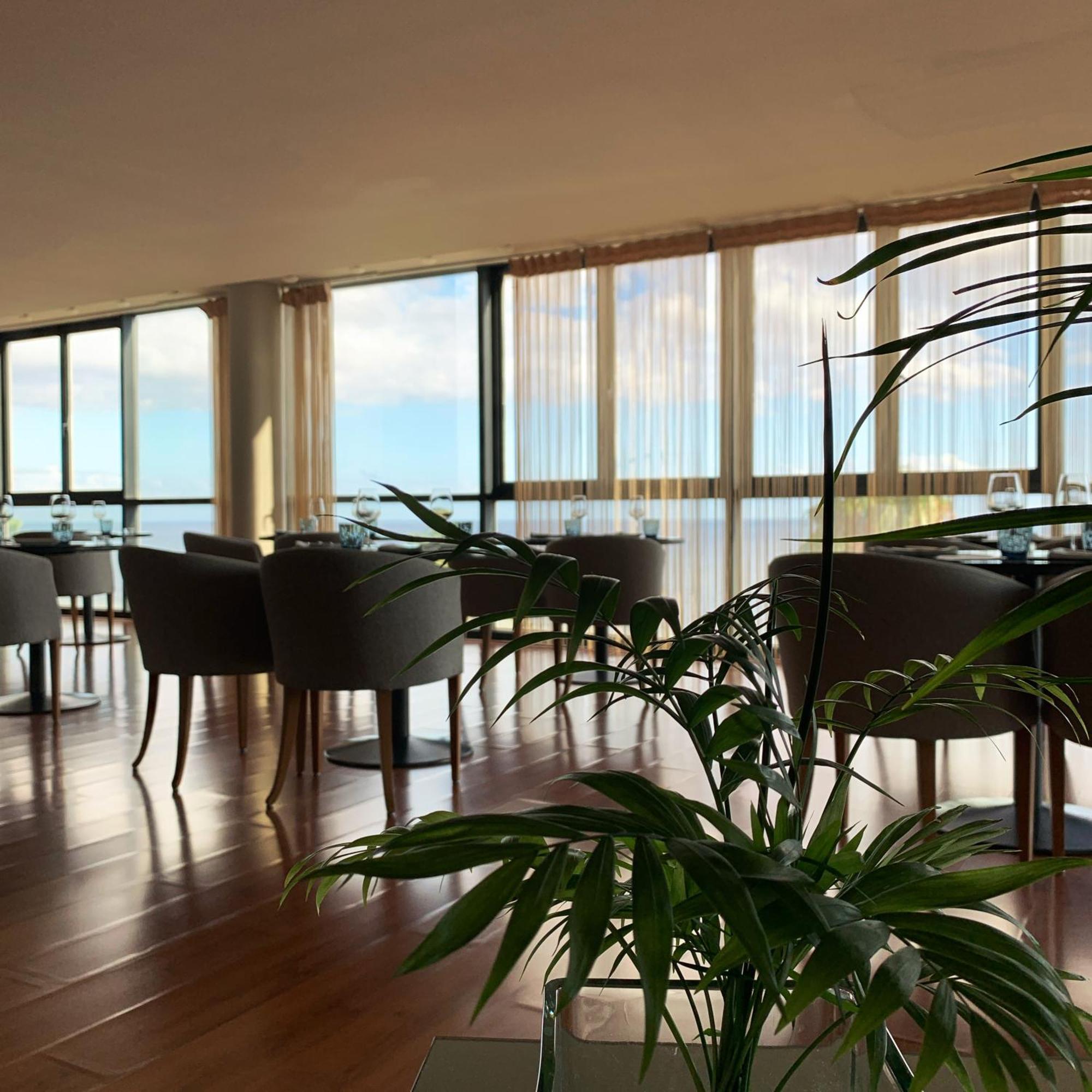 VIDAMAR RESORTS MADEIRA FUNCHAL | 5-STAR ACCOMMODATION IN SAO MARTINHO ...